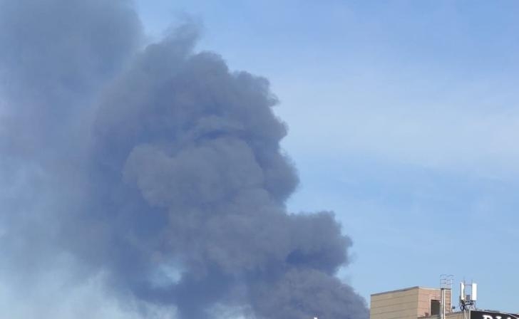 У Миколаєві вибух над містом стовп диму відео Читайте на Ukr Net