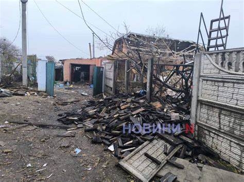 Атаки дронами на Миколаївську область: пошкоджено будинки та автомобіль