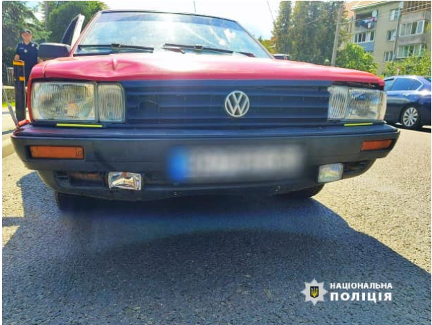 На Прикарпатті водій авто наїхав на двох дітей-пішоходів: неповнолітні ...